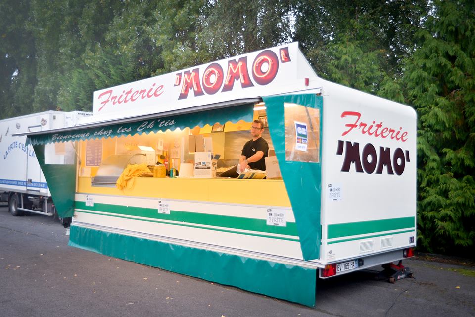 {FOOD} La Friterie Momo, un mythe 100% Ch’ti ! - Ça drache en Nord