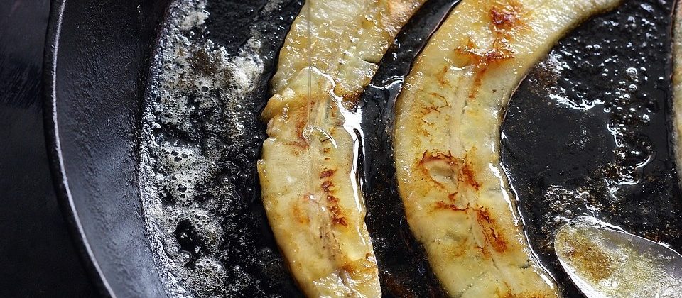 Bananes flambées au Genièvre de Houlle - Ça drache en Nord