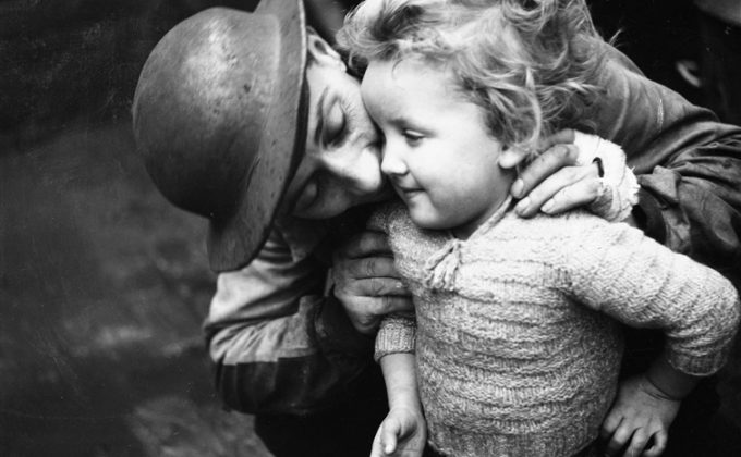 {PHOTO} Mineurs sous l’œil de François Kollar ... - Ça drache en Nord