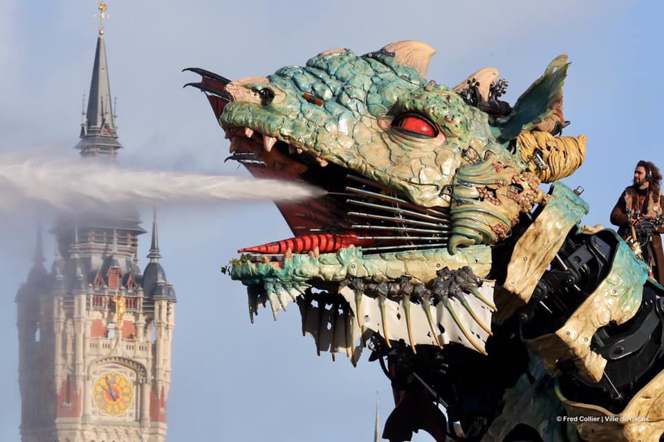 {INSOLITE} Embarquez à bord d'un Dragon à Calais ... - Ça drache en Nord